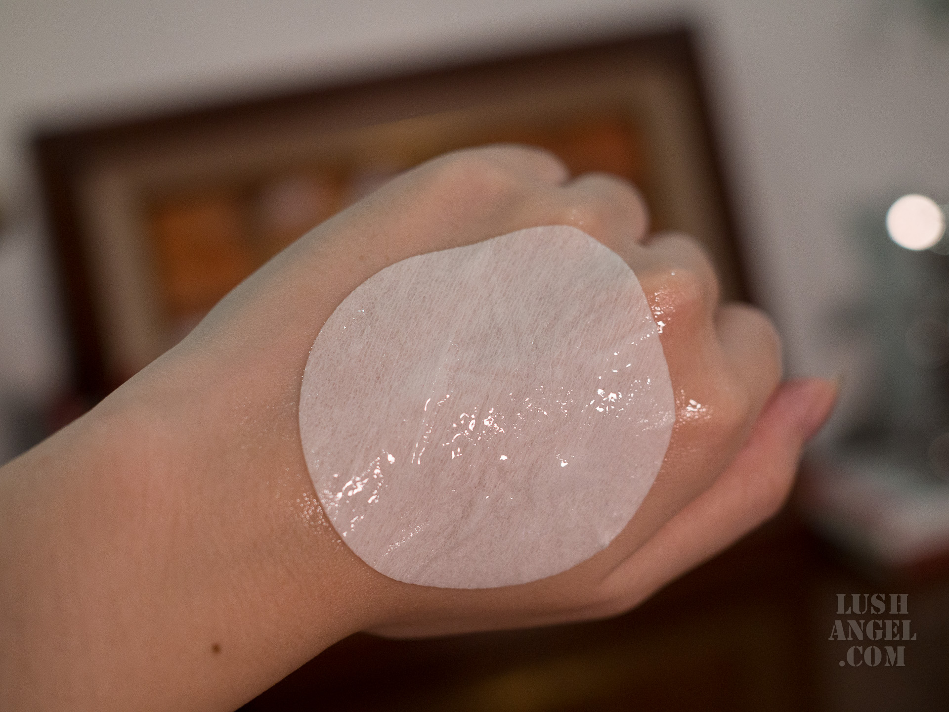 FOREO UFO Review: A Facial Treatment Done in 90 Seconds | Lush Angel